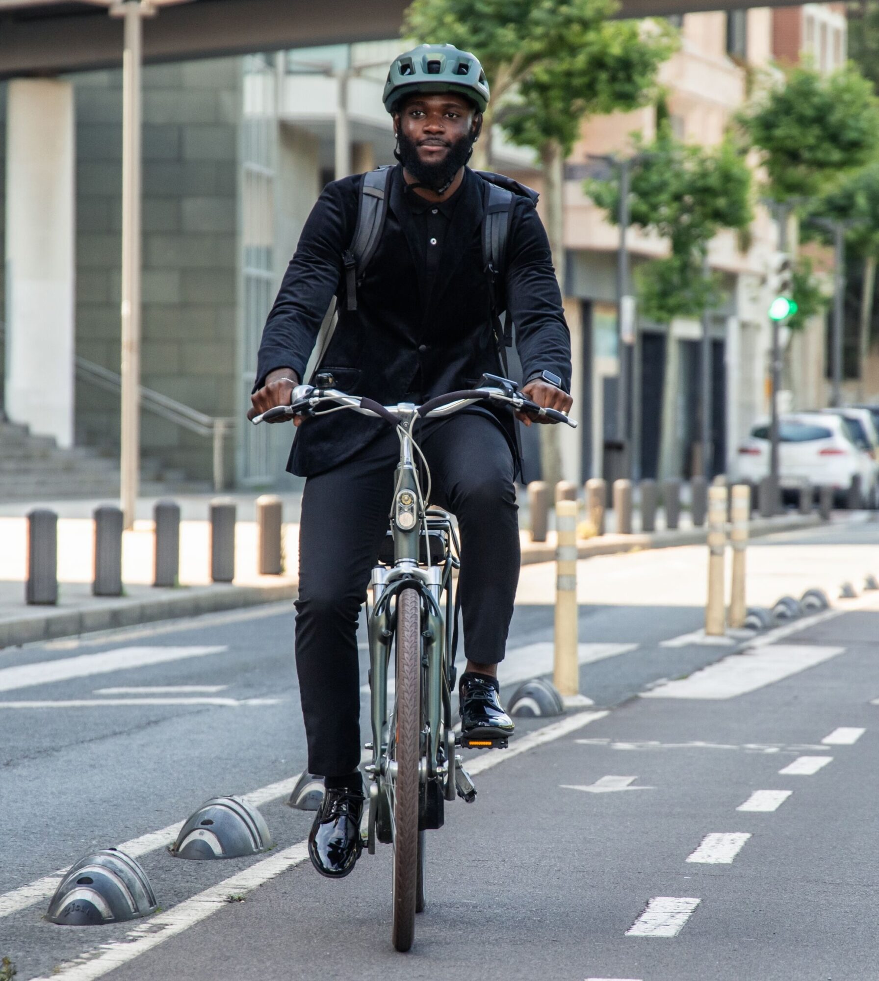 E-bikes and e-scooters – Parachute